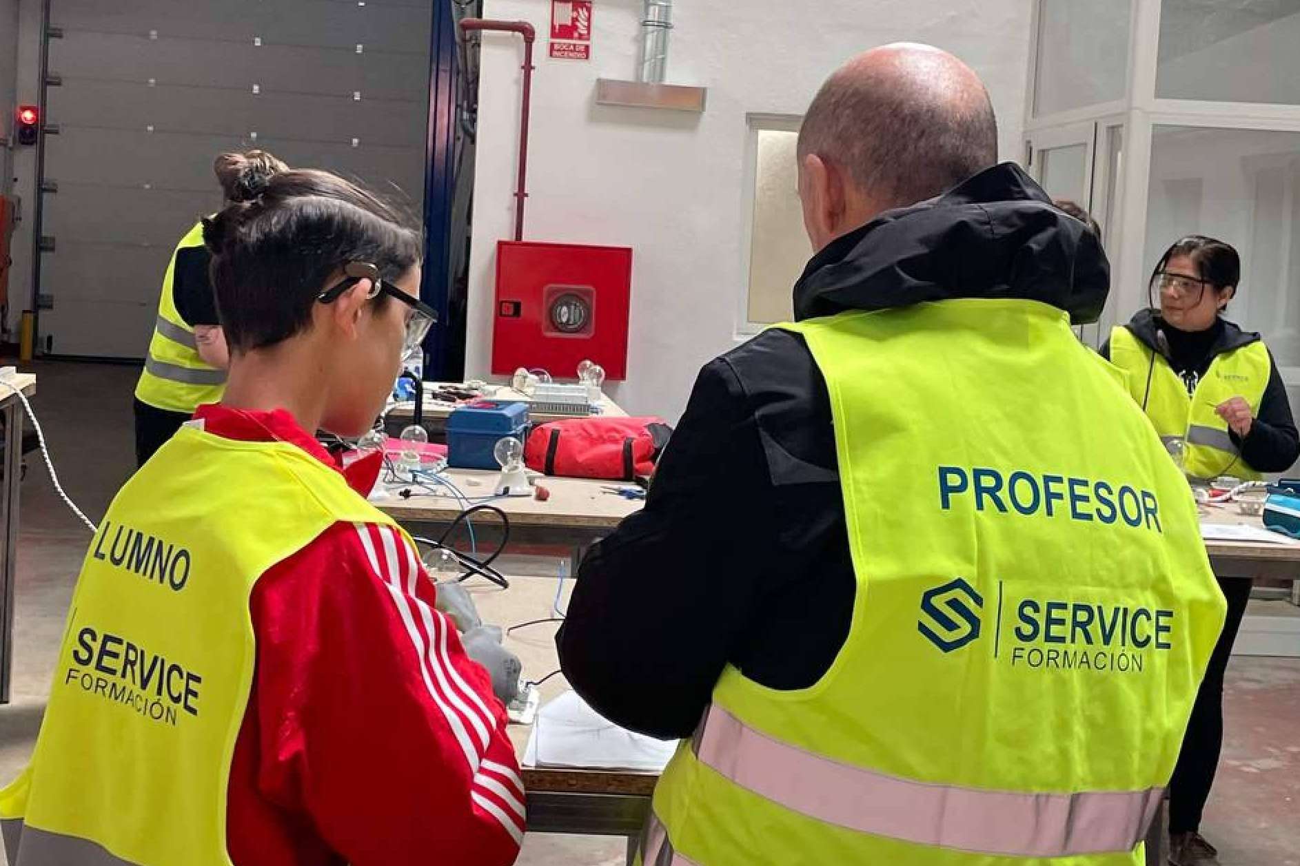 Excelencia educativa en los programas formativos de Servicedoor ...